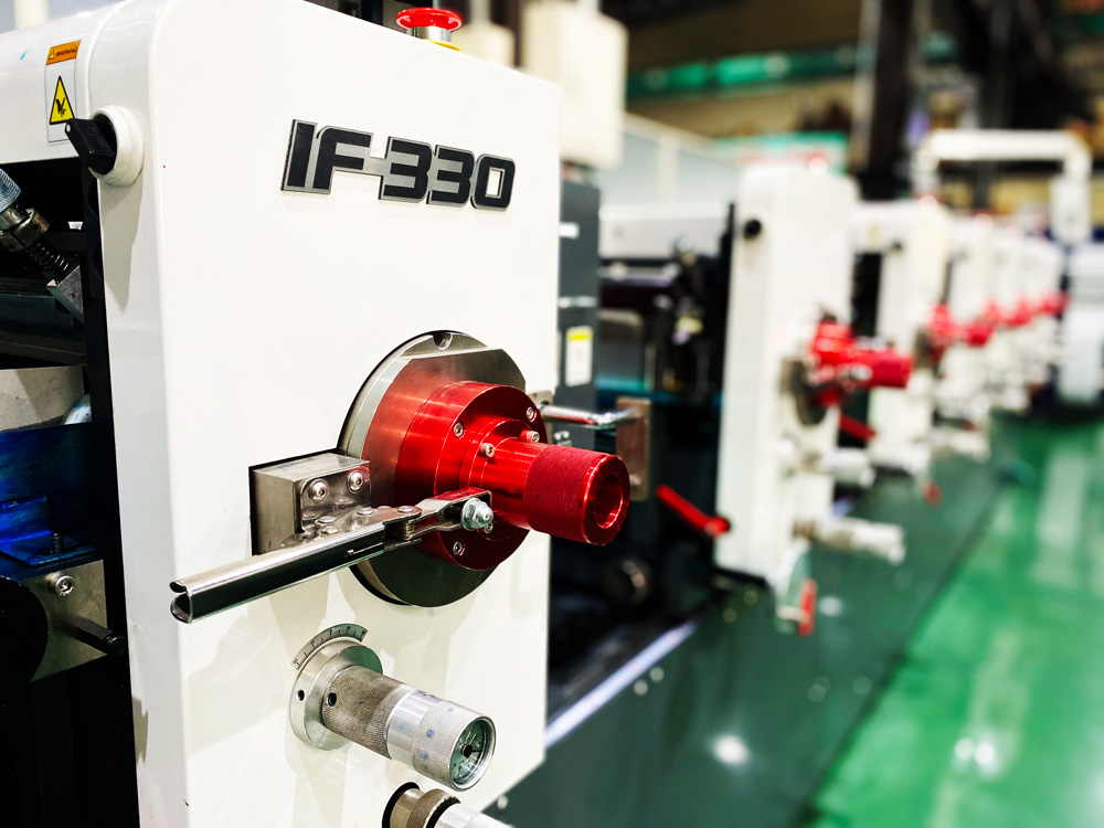 IF330 - Iwasaki International co.,ltd.